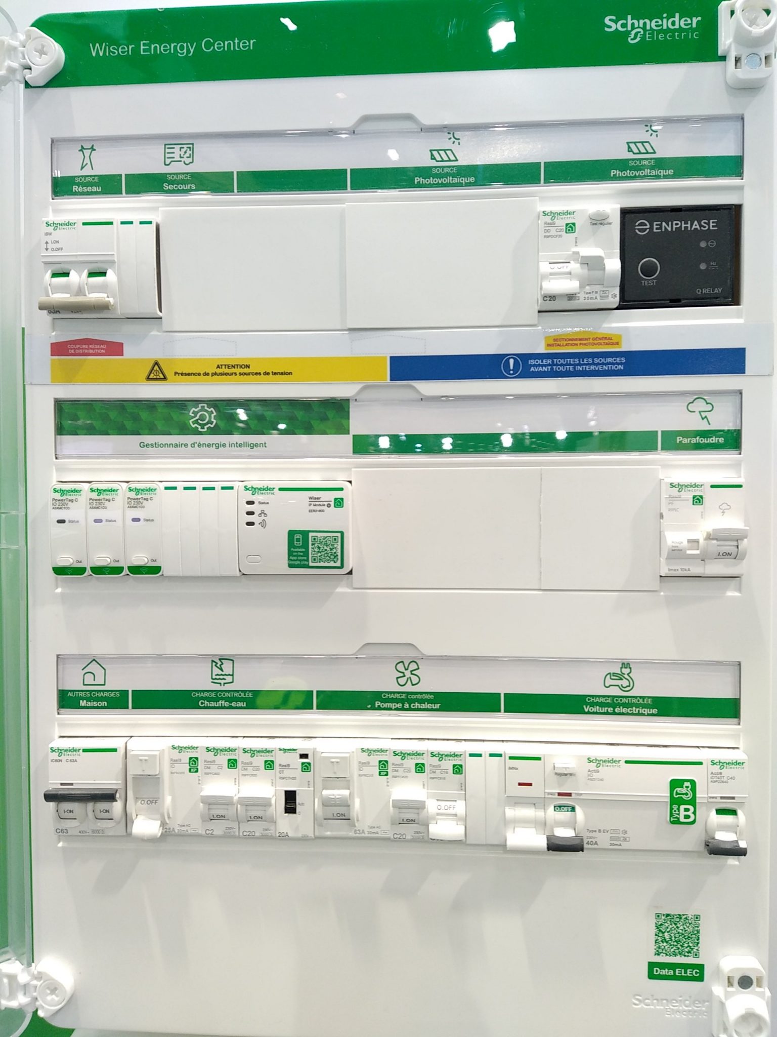 Schneider présente deux offres connectées pour le tertiaire et le ...