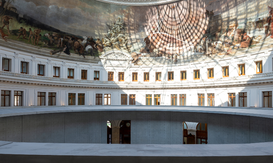 Collection Pinault, Paris, éclairée par les projecteurs ERCO - Filière 3e